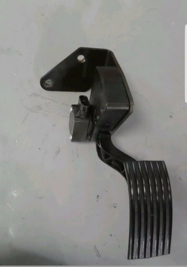 INTERNATIONAL navistar prostar Throttle Pedal Part Number 5020020 ...